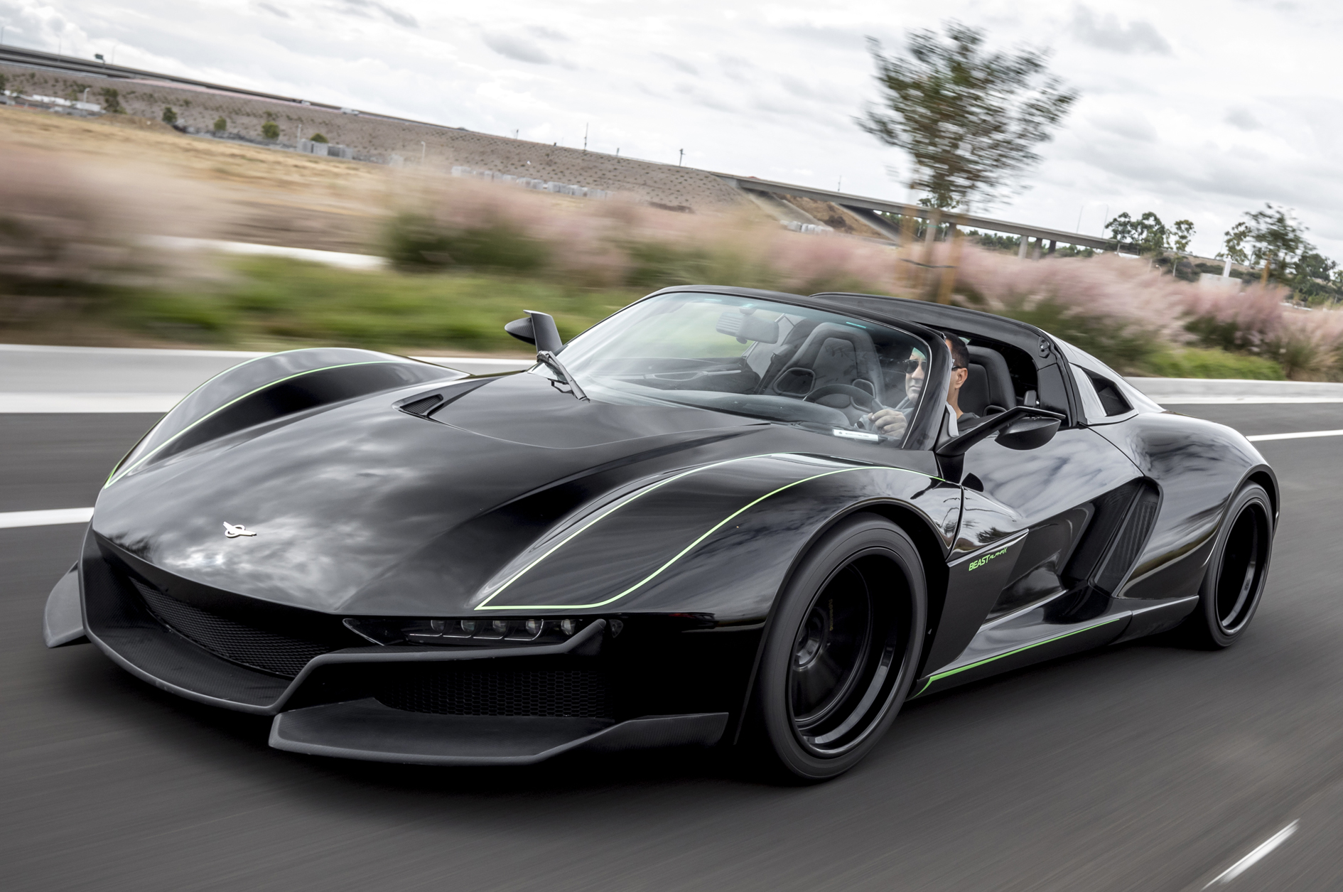 Revzani Beast Alpha X « Blackbird »: in memory of a legend - Ultimate ...