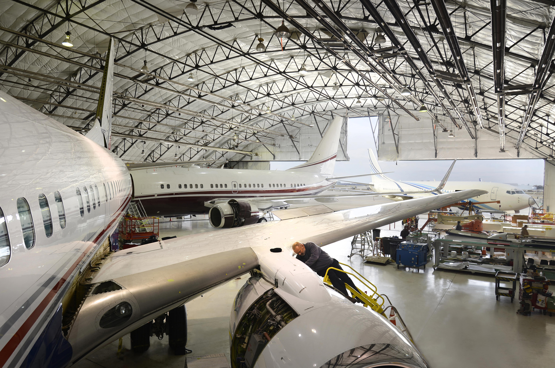 Comlux Maintenance Services raise the bar on large VIP aircraft ...