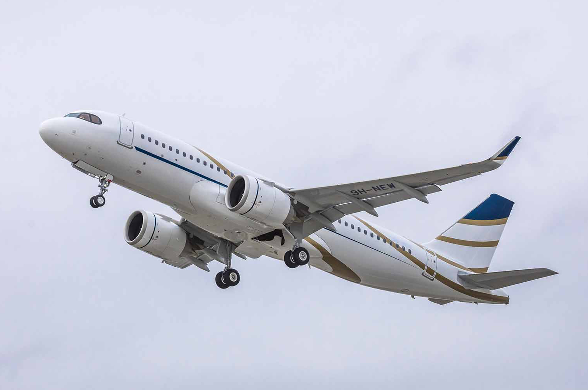 Comlux takes delivery of its first ACJ320neo - Ultimate Jet | The Voice ...