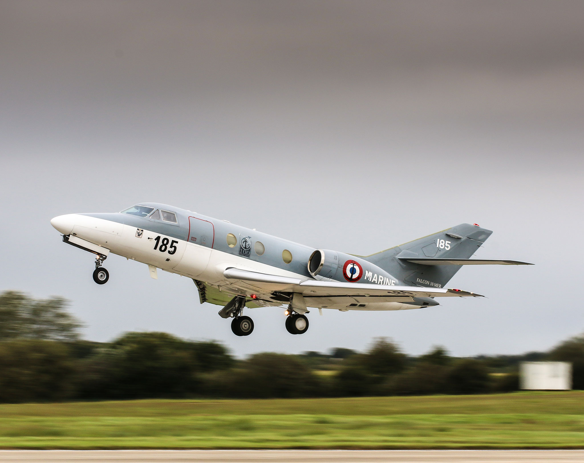 Falcon 10 Mer: 45 years in service in the French Navy - Ultimate Jet ...