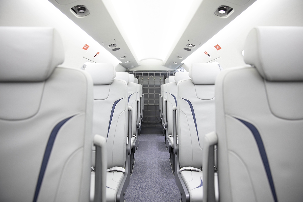Pilatus Offers PC-24 With 10-Seat Commuter Interior - Ultimate Jet ...
