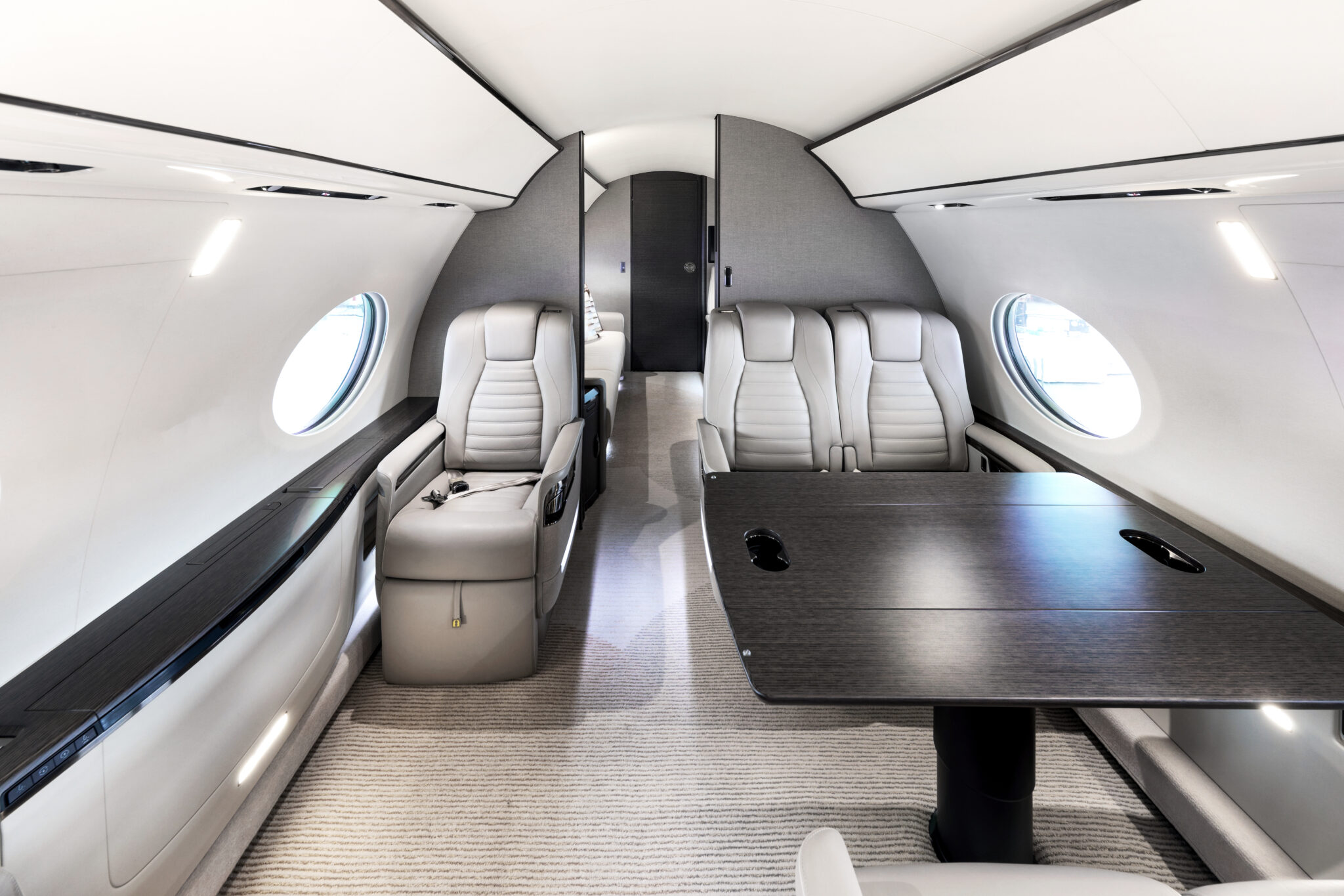Gulfstream conquers the high end of the market - Ultimate Jet | The ...